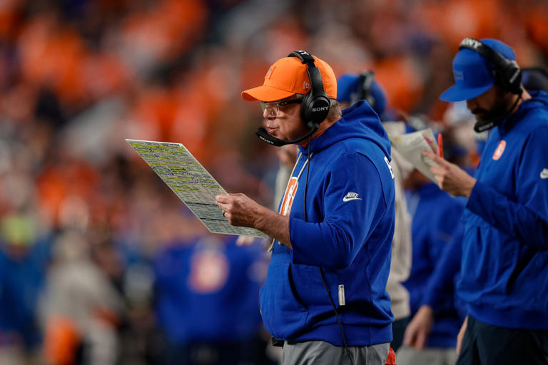NFL: Postseason records of every coach still in the 2025 playoffs