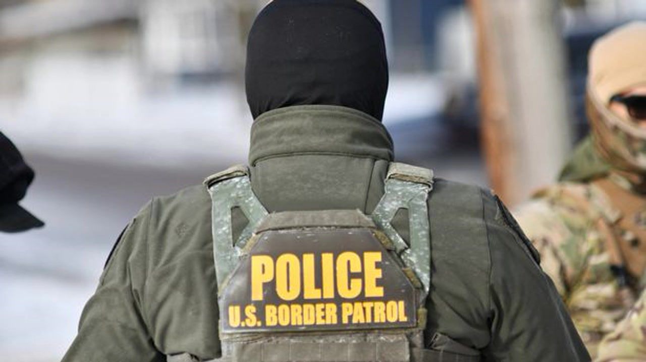 ICE deployment at Minneapolis airport sparks rights campaigns