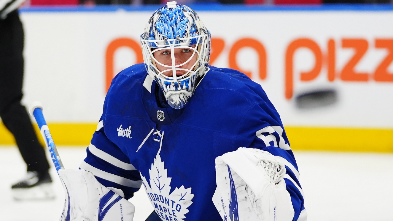 Friday four: Should Maple Leafs carry three goalies when Stolarz returns?