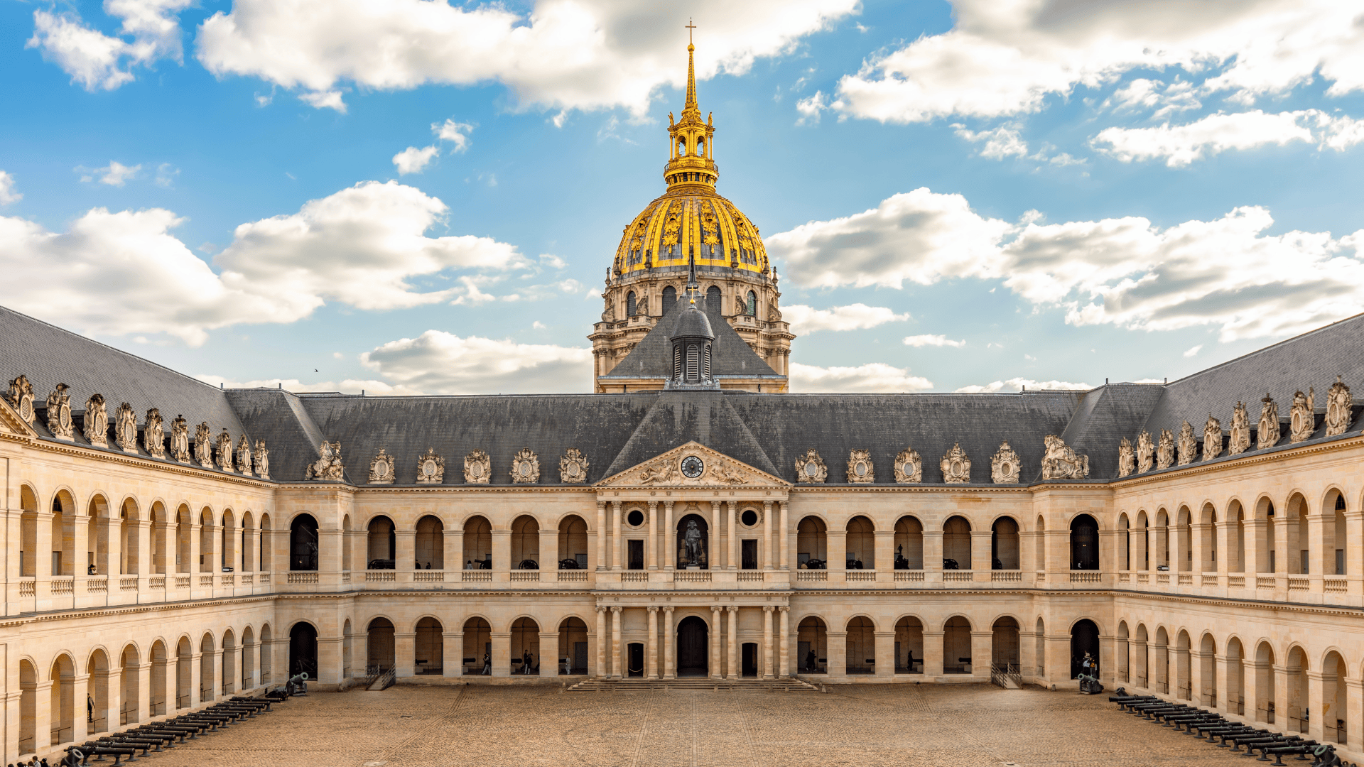 À Paris, ce restaurant inspiré des bouillons vient d’ouvrir au coeur du ...