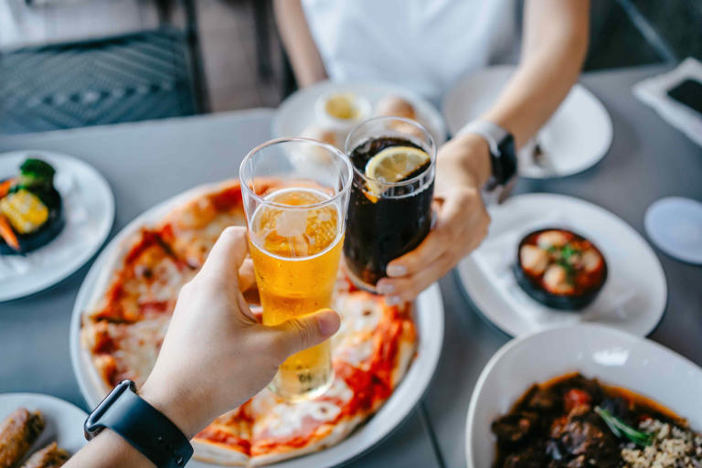 We asked a doctor if diet soda is healthier than alcohol