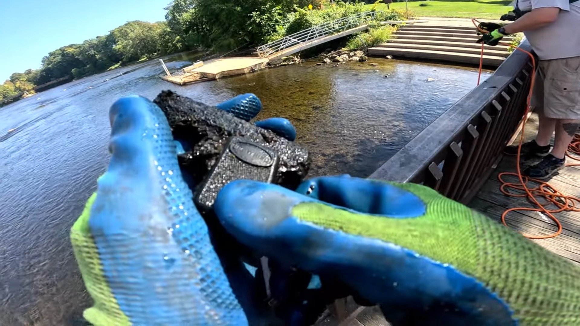 From scrap to serious – odd gun found magnet fishing