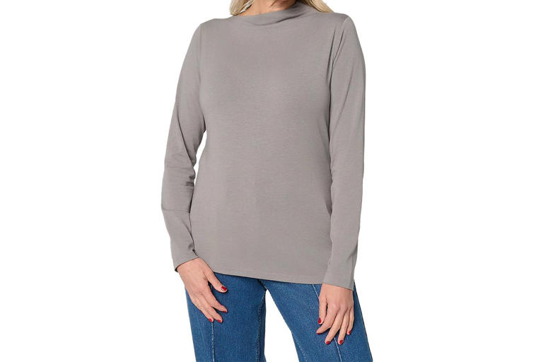 Jennie Garth convinced me to try this rich-looking sweater that's ...