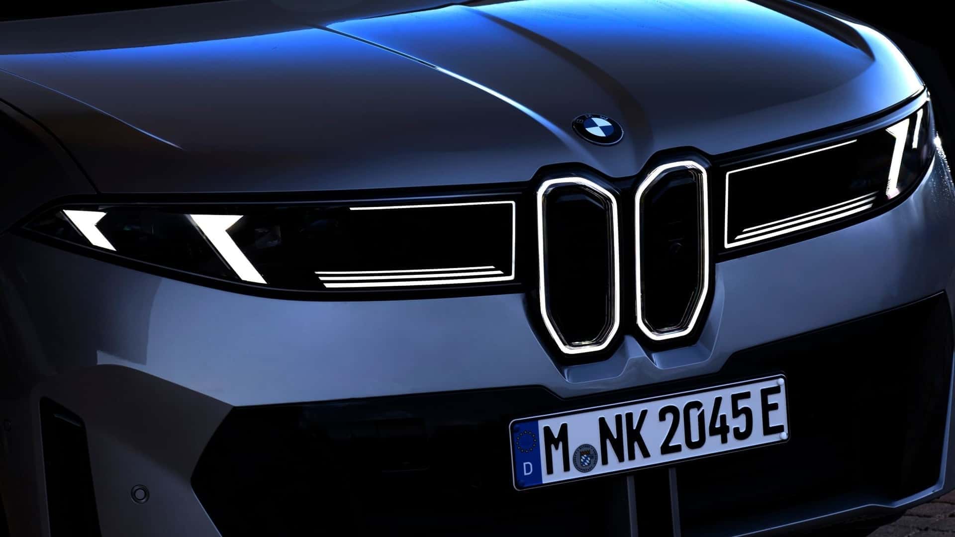 BMW: per vendere auto bisogna essere "ambidestri"