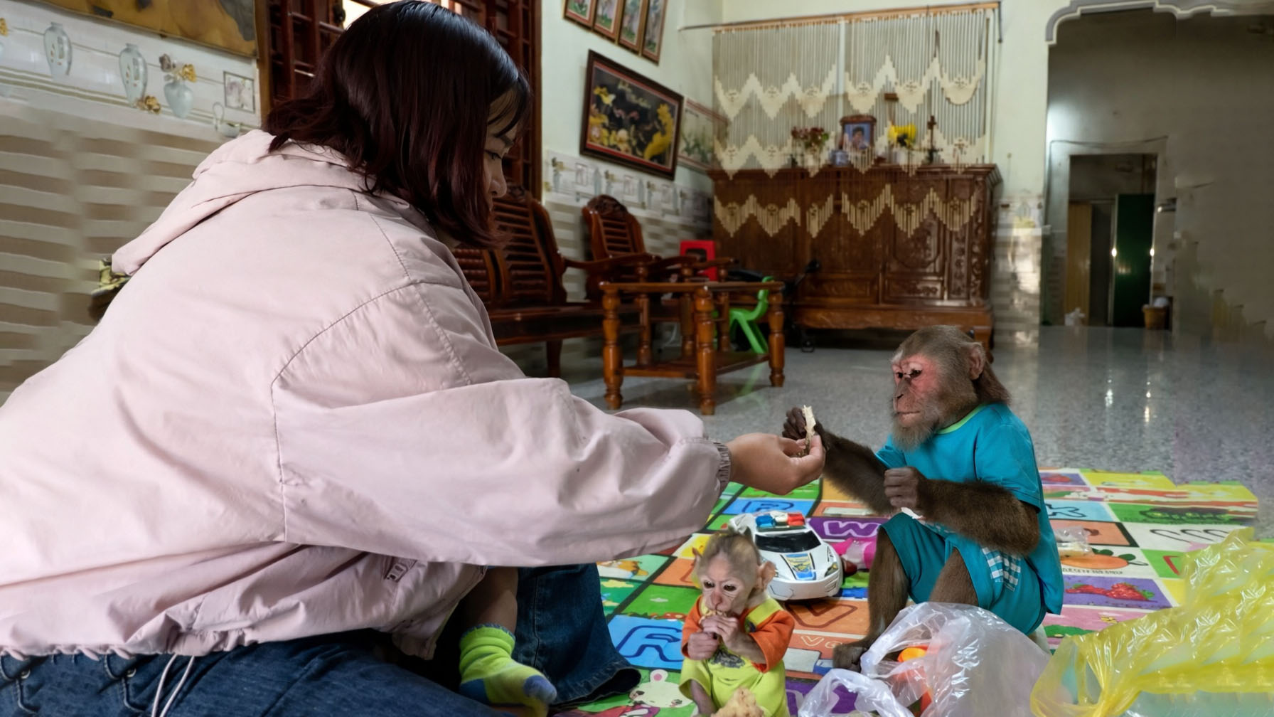 Cutis and BuEm get a heartfelt thank you from mom