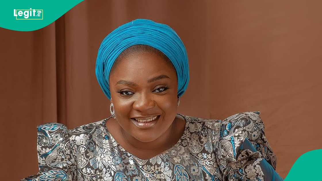 Omije ojumi: Old video of Yinka Alaseyori praising late singer evokes ...