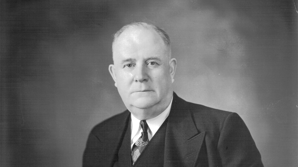 Pourquoi le « Parc du Voyageur » s’appelle-t-il le parc Whittier?