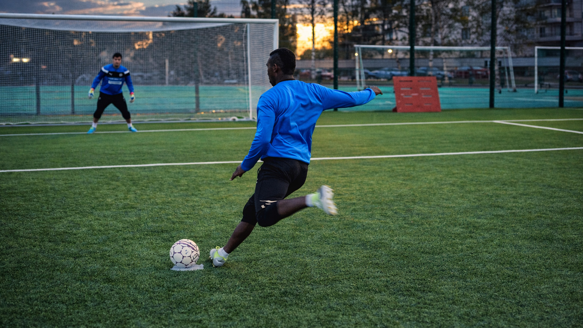 Learn proper penalty kicks in football