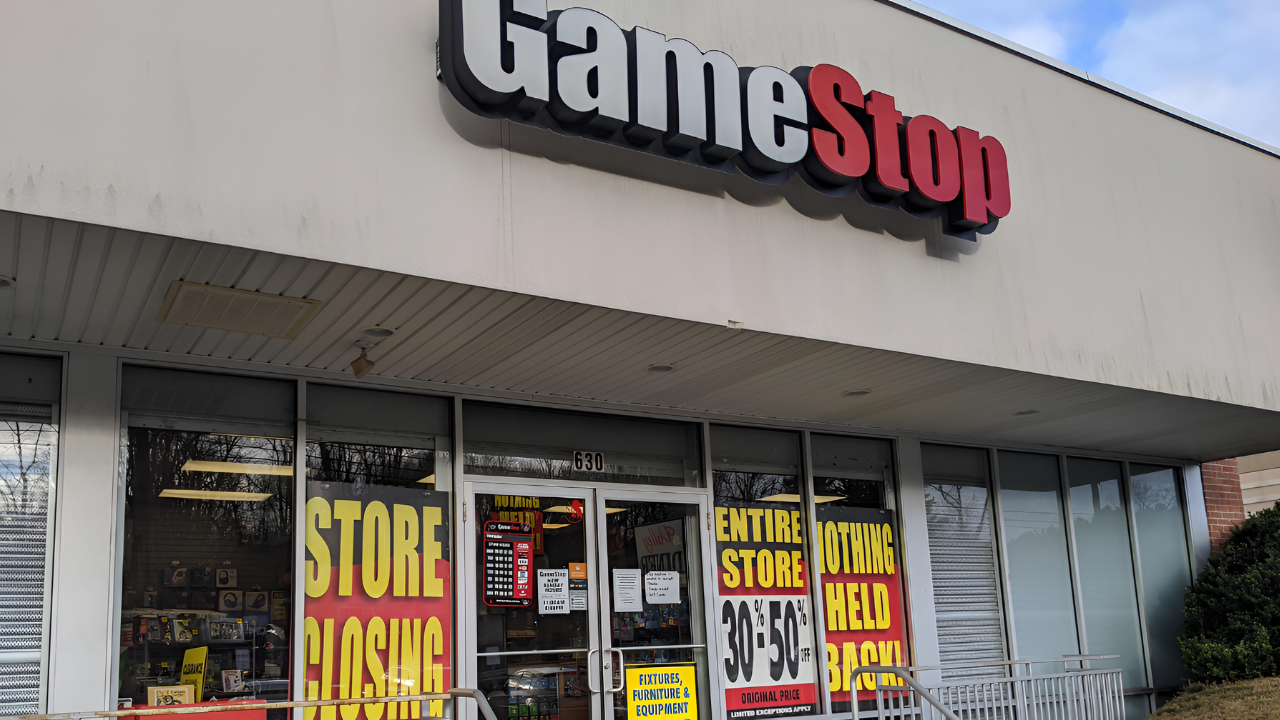 GameStop shuts down 400+ stores across 42 states as CEO seeks $35B ...