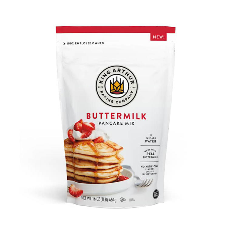 The fluffy pancake mix that rivals the ones at IHOP (just add water!)