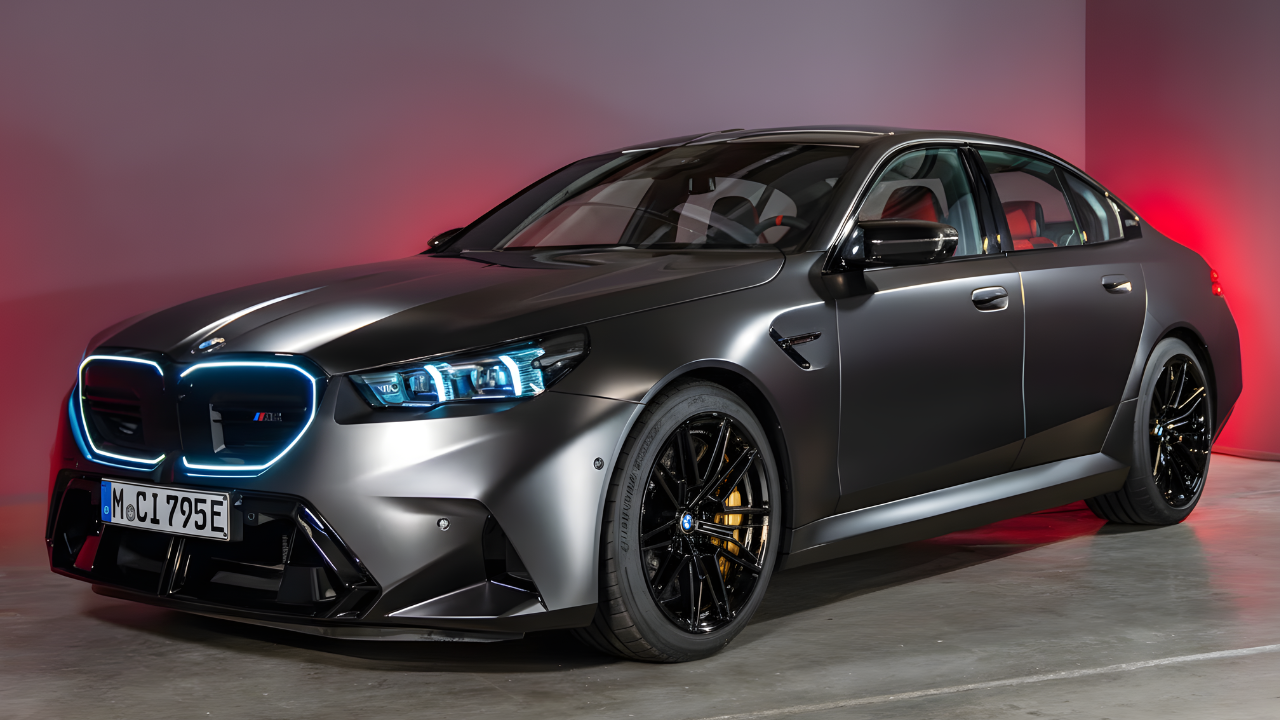 Is the new BMW M5 hybrid worth the extra weight?