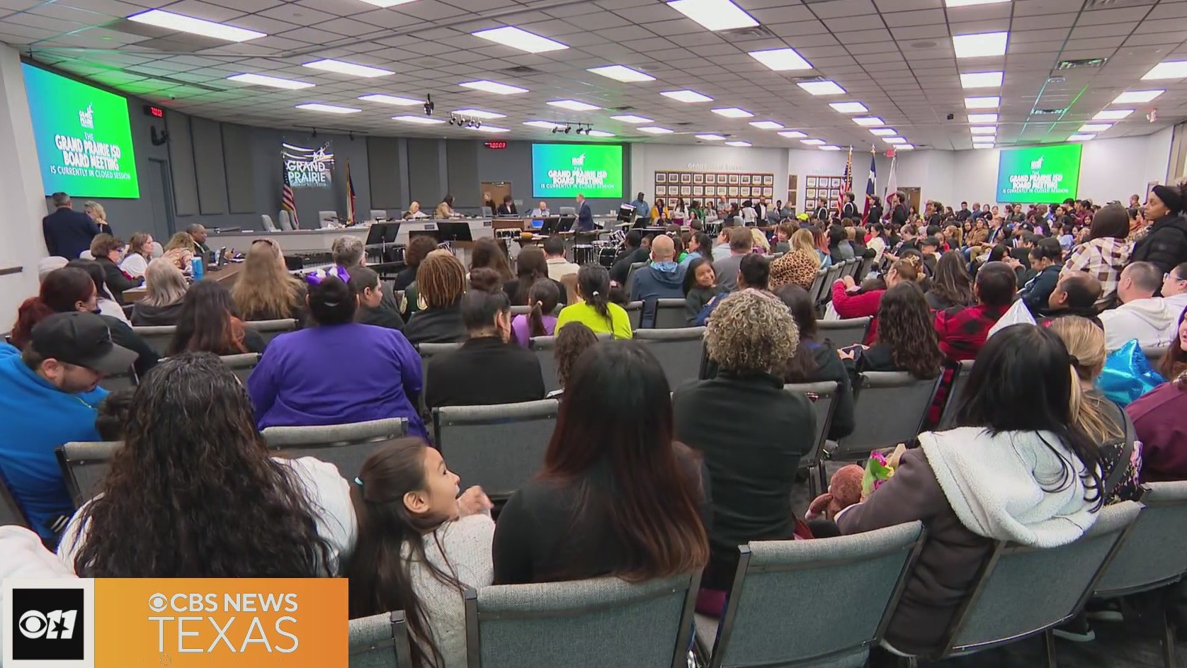 Grand Prairie ISD puts off vote on school closures, to hold community ...