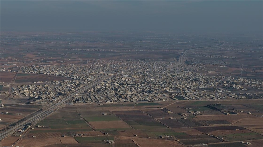 AA, Suriye’de terör örgütü YPG/SDG’nin işgali altındaki Deyr Hafir’i ...