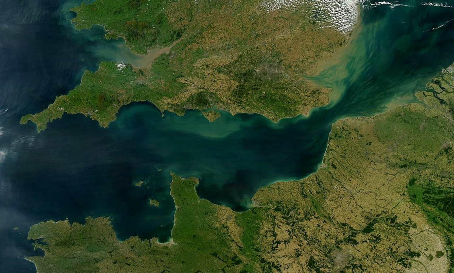 The enigmatic stories of the English Channel