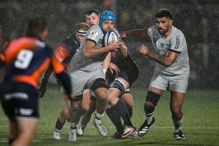 'Nothing for me' with England set-up, says Toulon's Mercer