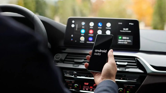 Gemini en Android Auto genera fallas y obliga a migrar al nuevo asistente