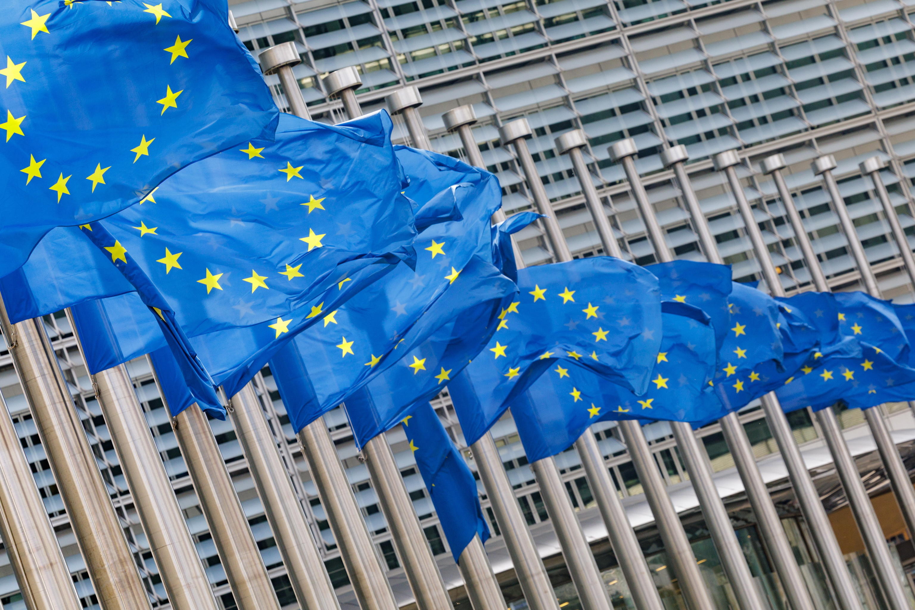 Il Consiglio UE apre la strada alla creazione di gigafactory IA