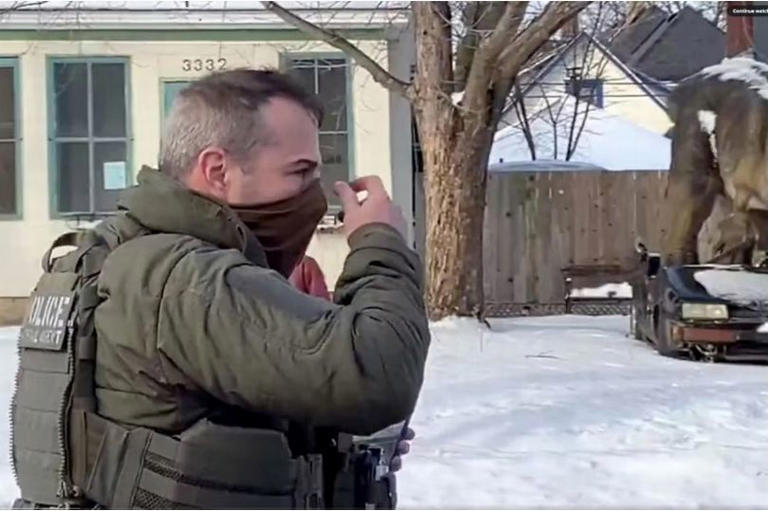 ICE agent Jonathan Ross a crowdfunding millionaire after Renee Good's ...