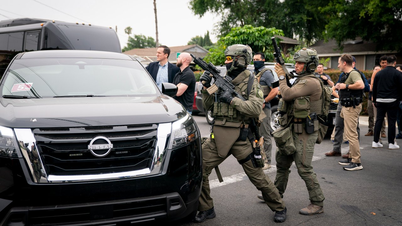 31 ICE vehicles in Minneapolis–St. Paul flagged for lacking legal ...