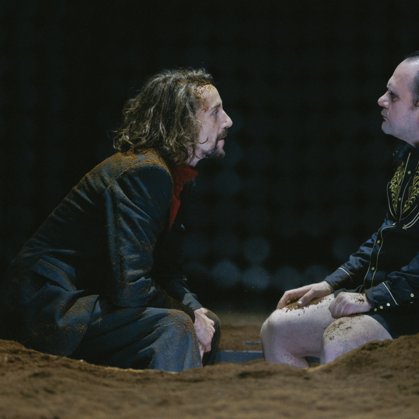 "Ukrainomania" leuchtet im Volkstheater Leerstellen aus