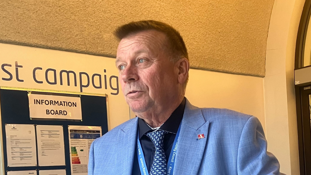 No action against councillor over 'punch him' text