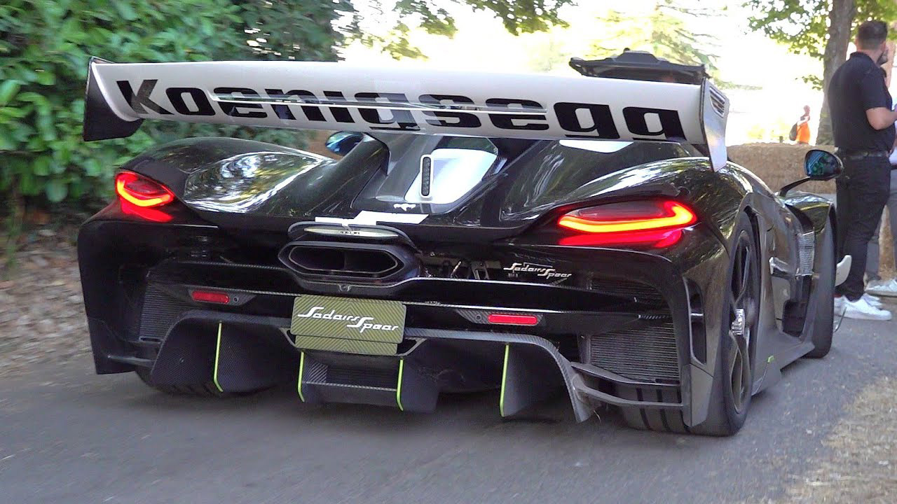 Koenigsegg Sadair's spear making a loud exit