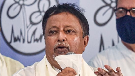 SC stays Calcutta HC order disqualifying Mukul Roy as Bengal assembly ...