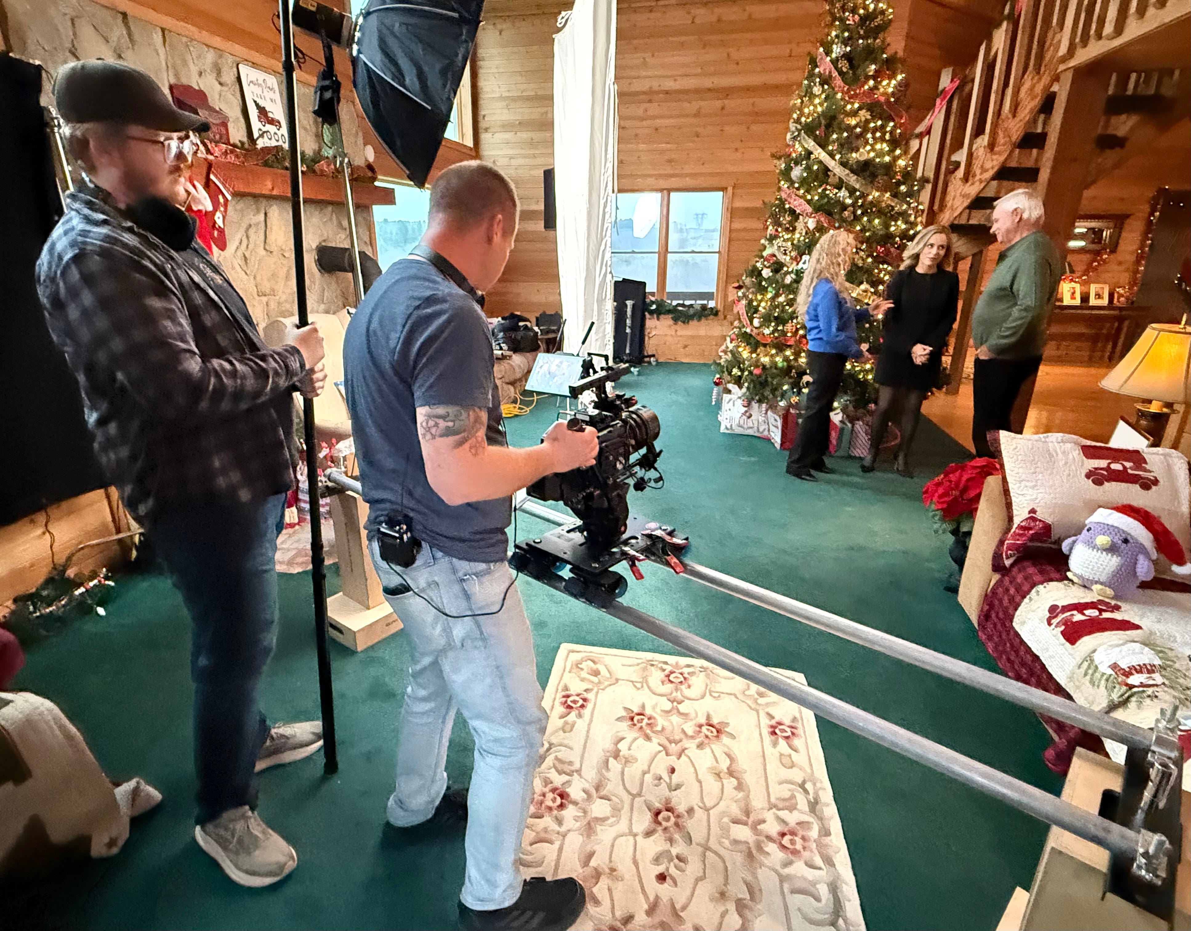 Christmas movie magic comes to Minerva, Magnolia and Carrollton