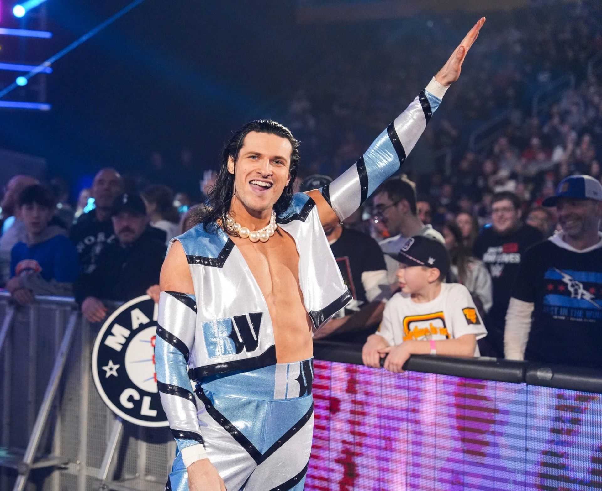 WWE SmackDown starts early in UK tonight on Netflix