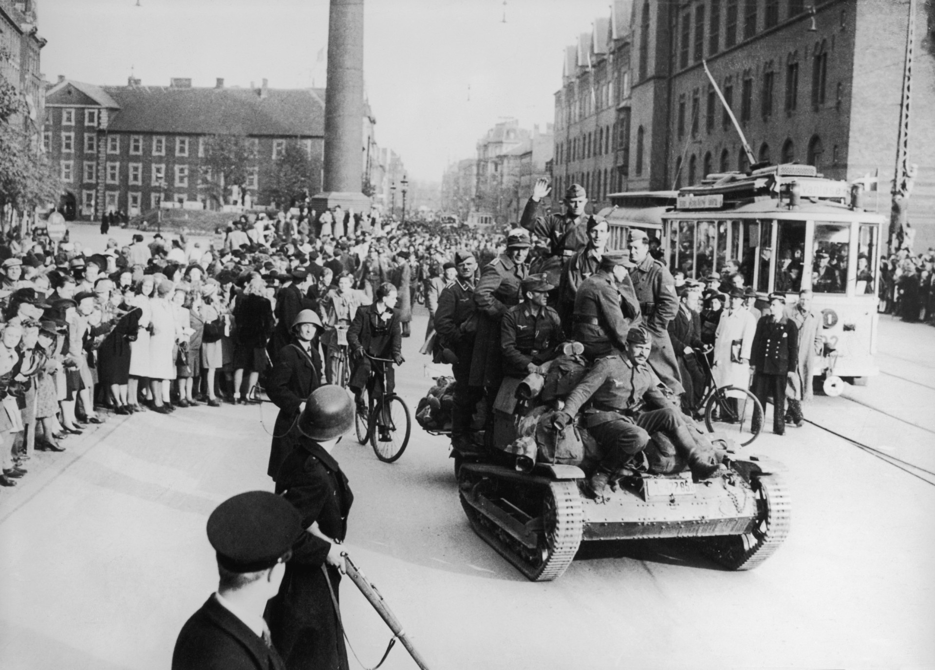 The 1940 German occupation of Denmark