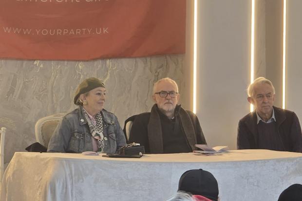 Chants of 'Jeremy Corbyn' as ex-Labour leader visits Bradford for Your ...