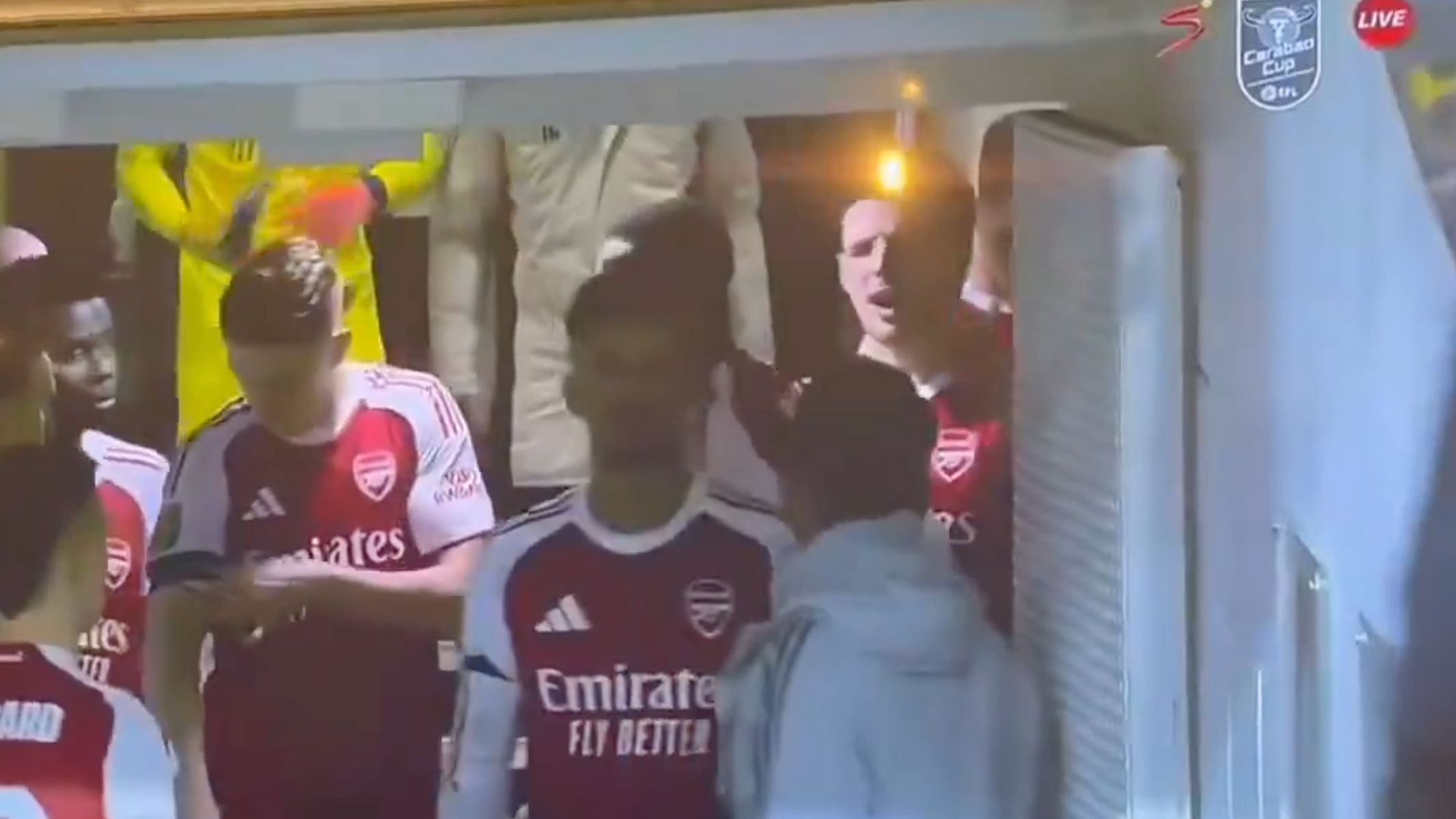 Declan Rice foetert Nederlander uit in spelerstunnel: 'Je weet niet ...