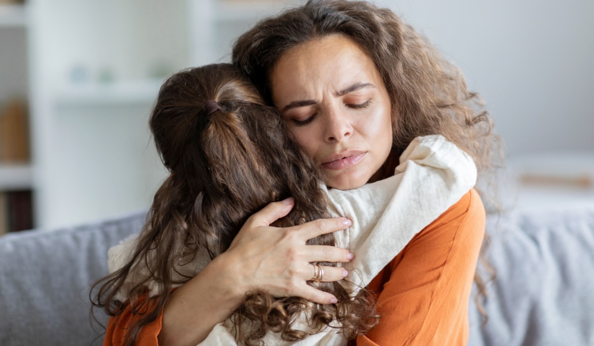 Clinical psychologist reveals 'biggest' mistake parents make with ...