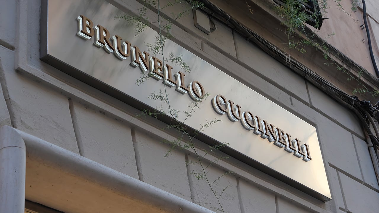 Perché le azioni di Brunello Cucinelli affondano a Piazza Affari. Gli ...
