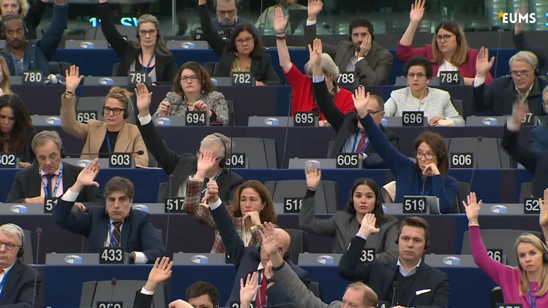 175 voted to fire her - why Von der Leyen barely survived