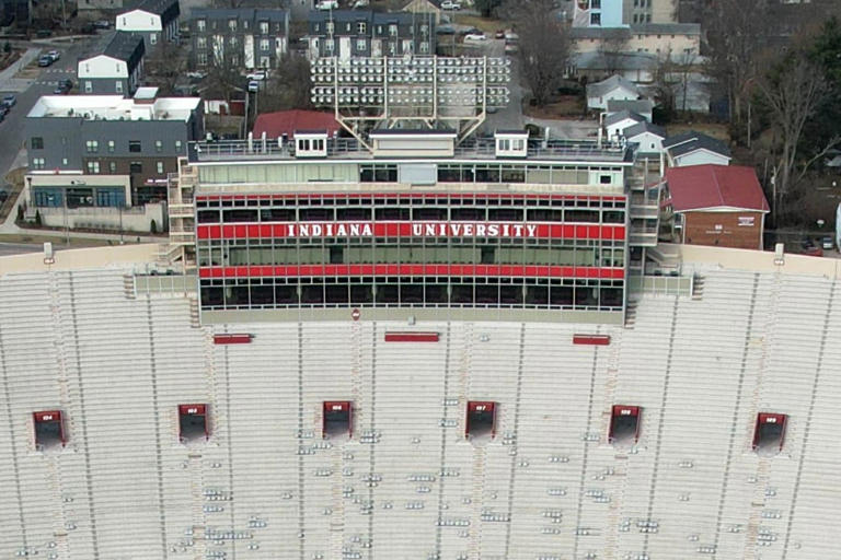 The chain-smoking rock star who made Indiana football hurt so good