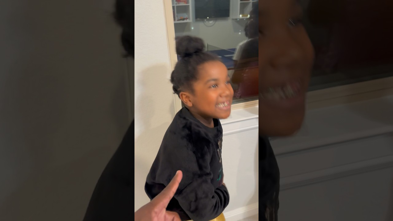 You can always count on your big sister to rat you out