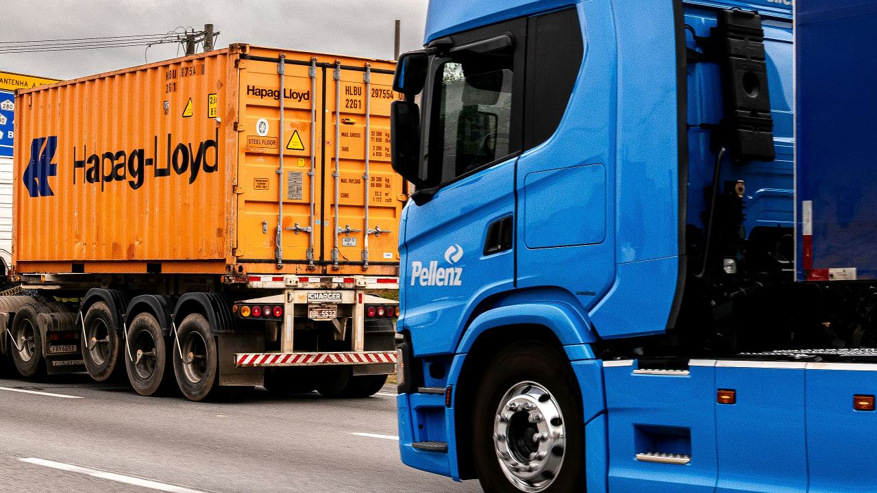 Collapse of major trucking fleet forces layoffs for 600 Texas drivers