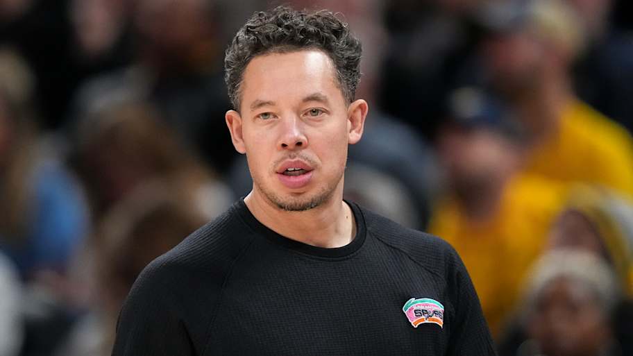 Spurs gifted a massive steal absolutely no one is talking about