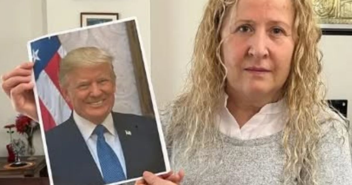 Woman claims Donald Trump may be her father, demands DNA test
