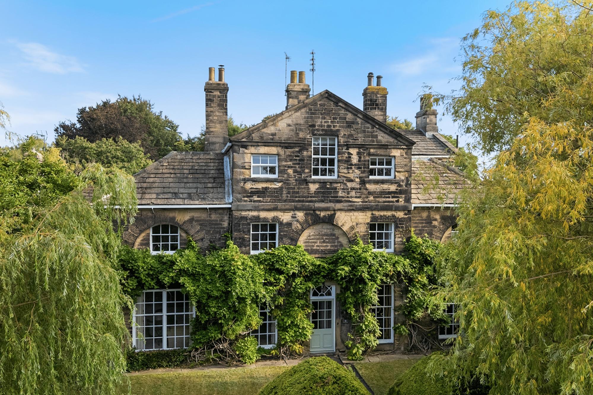 Grand former doctors house in Harewood with historic charm and a gym on ...