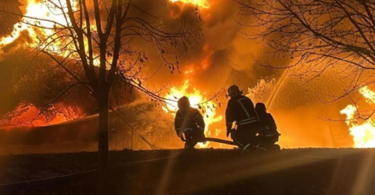 6.6M-ton Russian fuel hub burns after Ukrainian strike on oil refinery