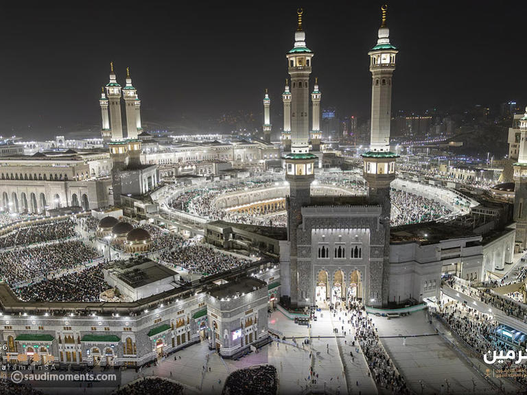 Man injured after jumping from upper levels of Makkah’s Grand Mosque