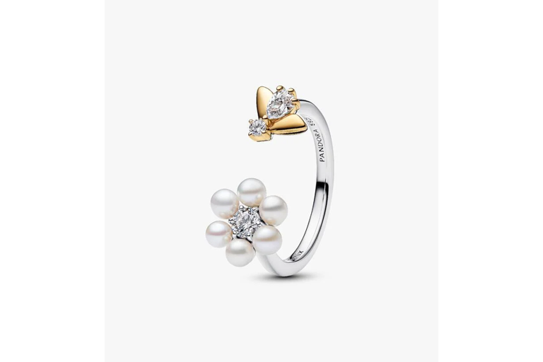 The Pandora x Bridgerton collection includes a Lady Whistledown charm