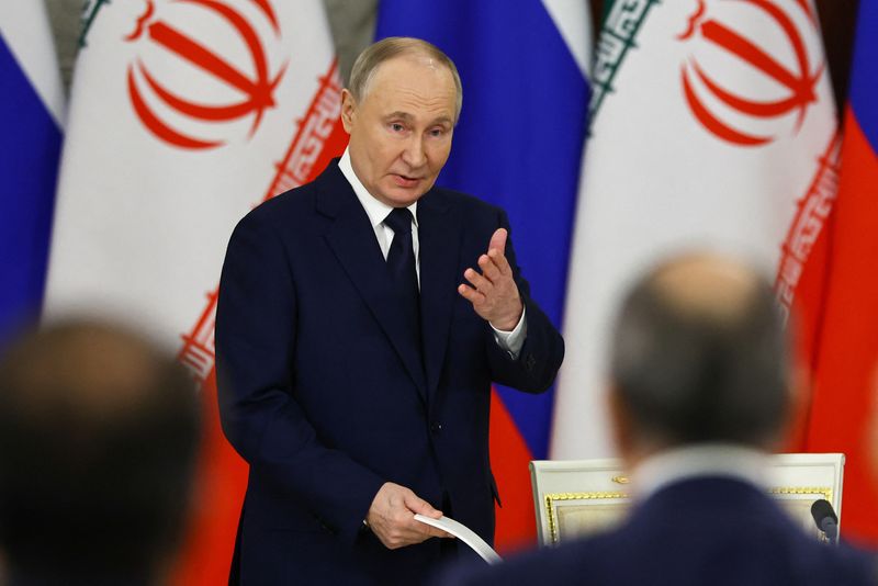 Kremlin says Putin is mediating in Iran situation to try to de-escalate
