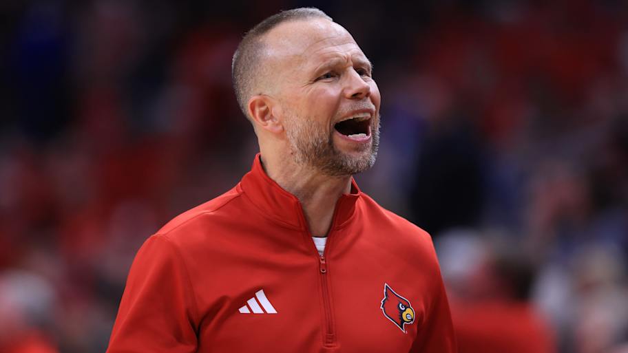 The glaring flaw in Louisville basketball’s plan is suddenly impossible ...