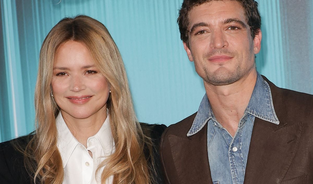 Virginie Efira tout sourire avec Niels Shneider, Sophie Marceau ...