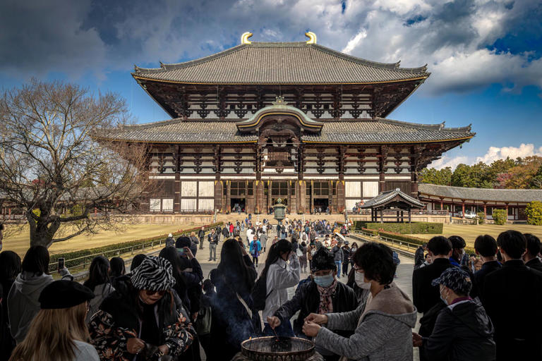 Japan plant höhere Preise für auswärtige Touristen