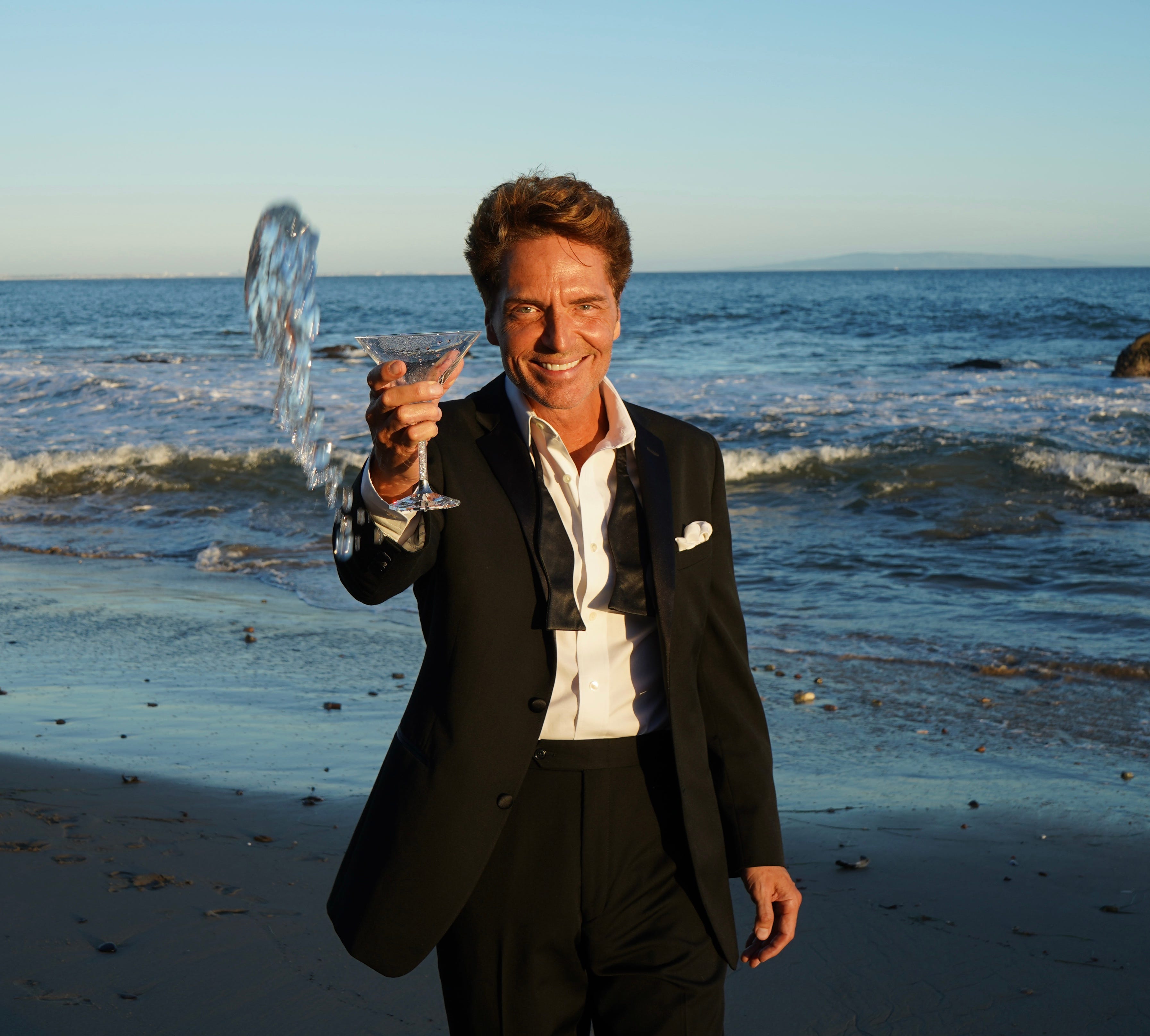 Richard Marx says idea for new Rod Stewart duet started in a London pub