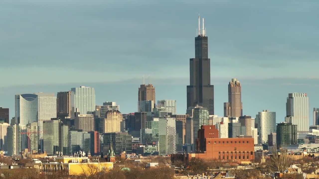 Willis Tower, Chicago: Drone views of architectural titan